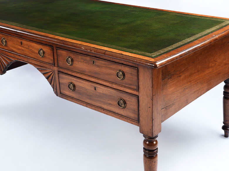 Partner desk - Hampel Fine Art Auctions