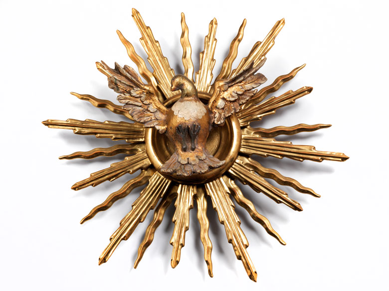 Gloriole mit Heiliggeist-Taube - Hampel Kunstauktionen